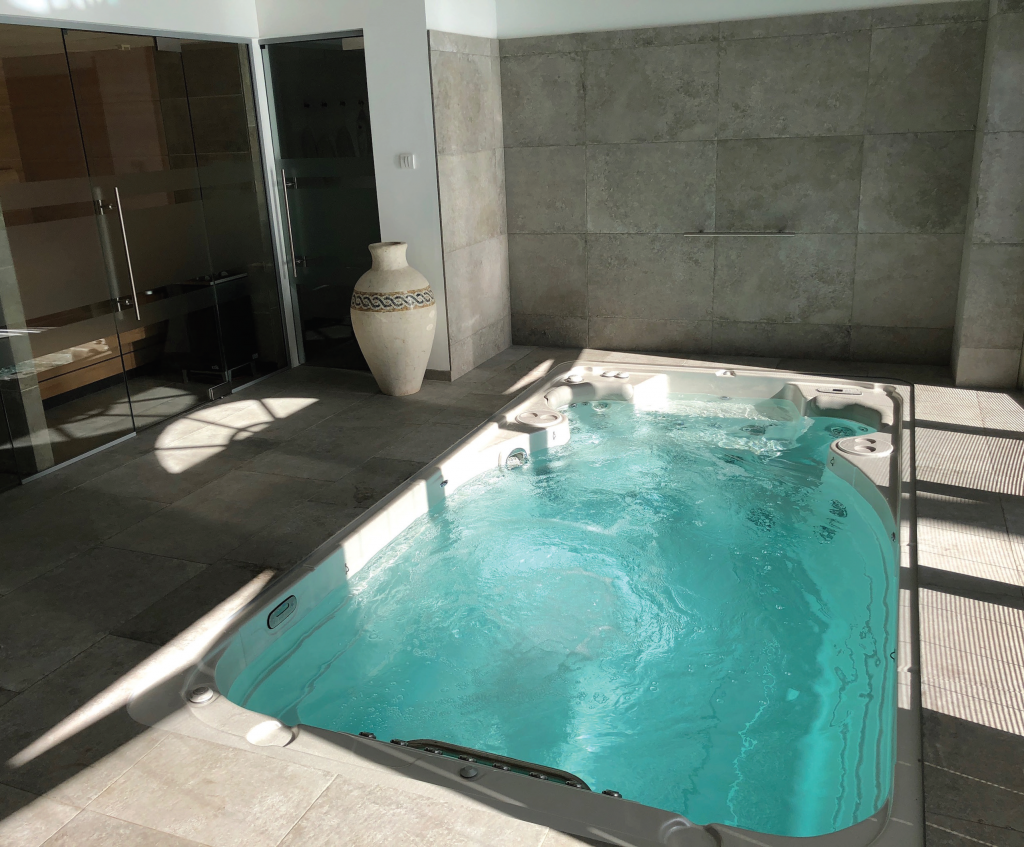 HOME COMFORTS | Pool and Spa Scene