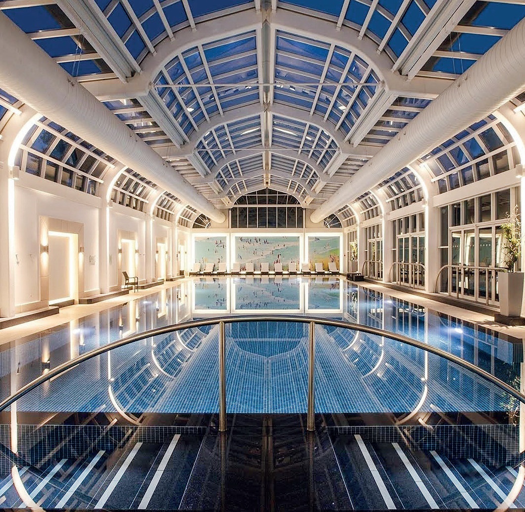 TEAM EFFORT | Pool and Spa Scene