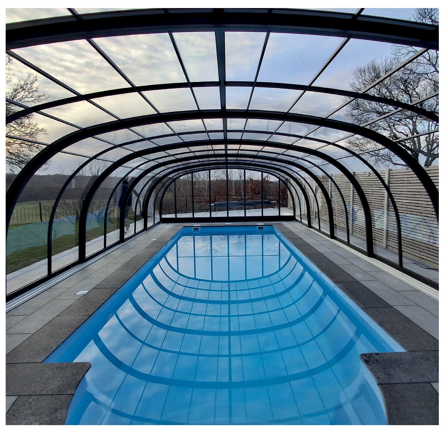 SEAMLESS SOLUTIONS | Pool and Spa Scene